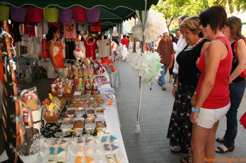 Mercadillo solidario - Novelda Digital