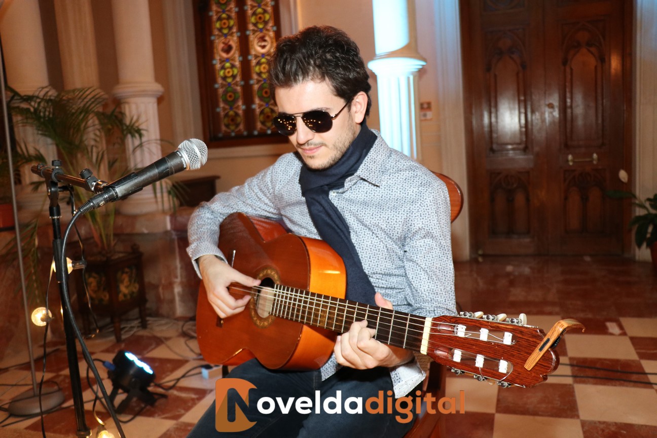 Alejandro Rizo vuelve a actuar en Novelda - Novelda Digital